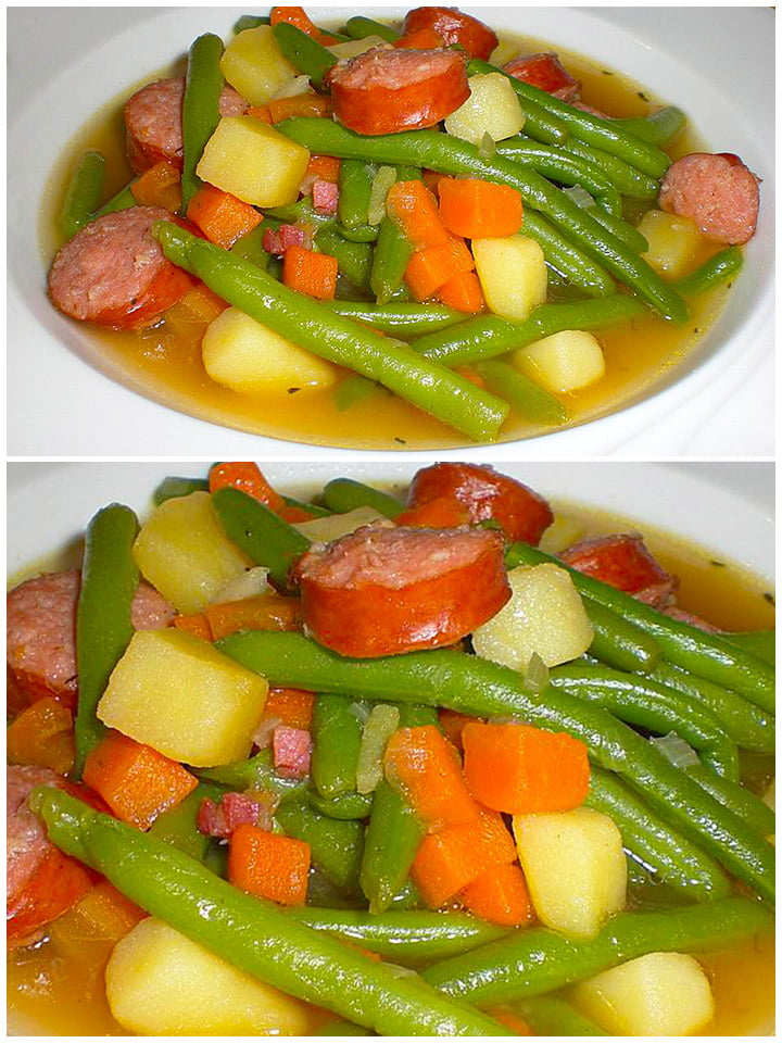 Klassischer Brechbohnen-Eintopf mit zartem Bauchfleisch und Mettwurst ...